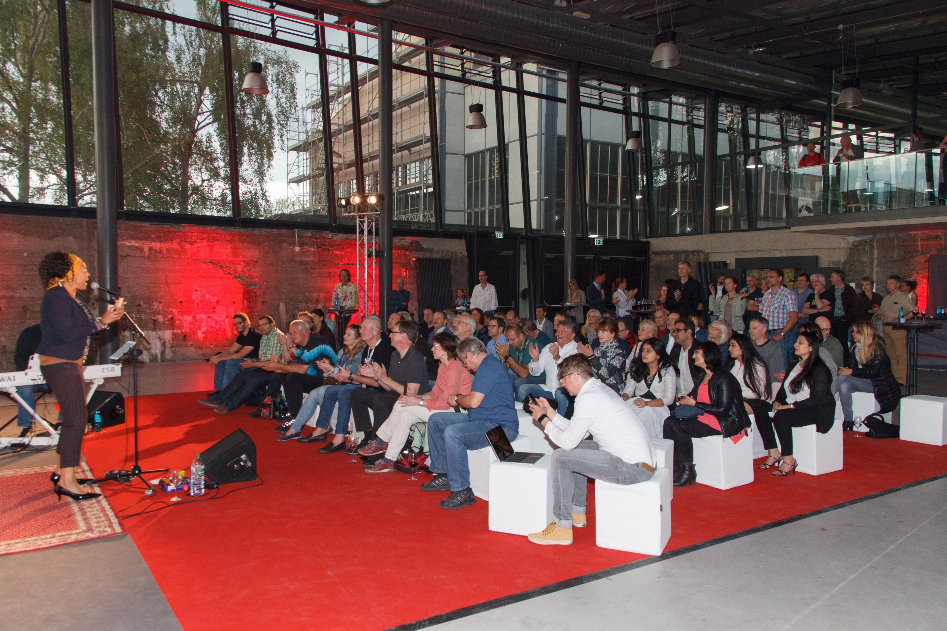 Über den Backes & Müller - Vertrieb - Service